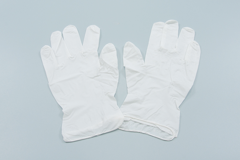 Disposable White Nitrile Gloves